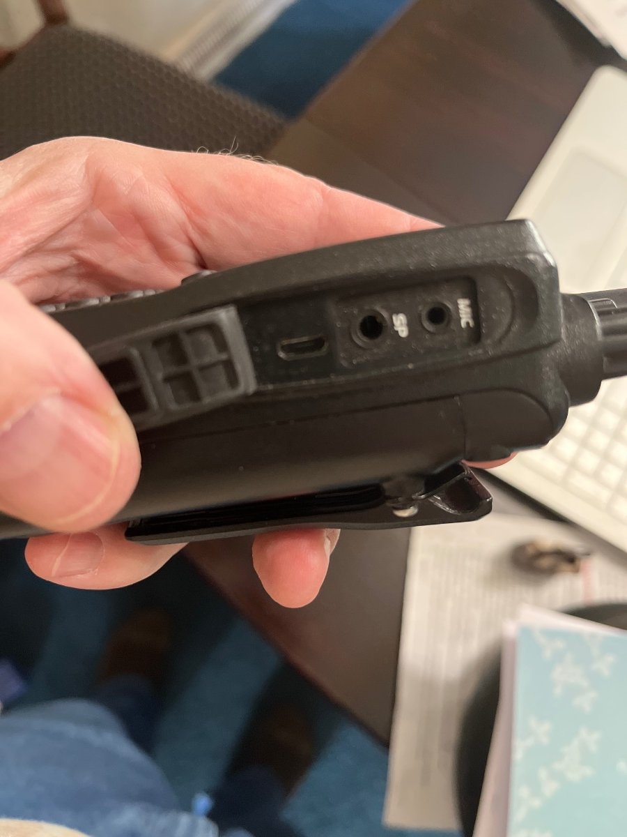 AnyTone AT-D578UV vs. Connect Systems CS800D - Equipment Reviews ...